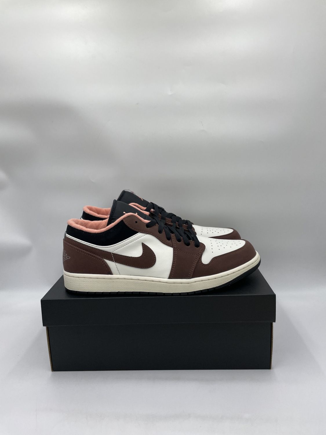 Jordan 1 Low Mocha | AfterMarket