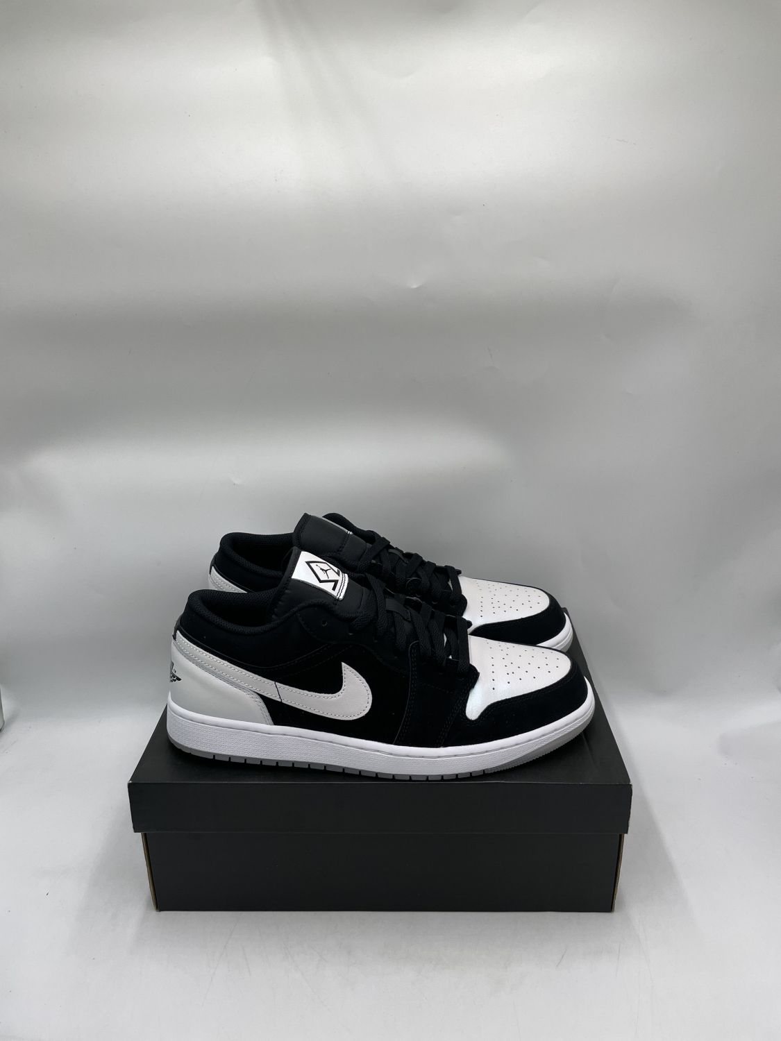 Jordan 1 Low Diamond Shorts | AfterMarket