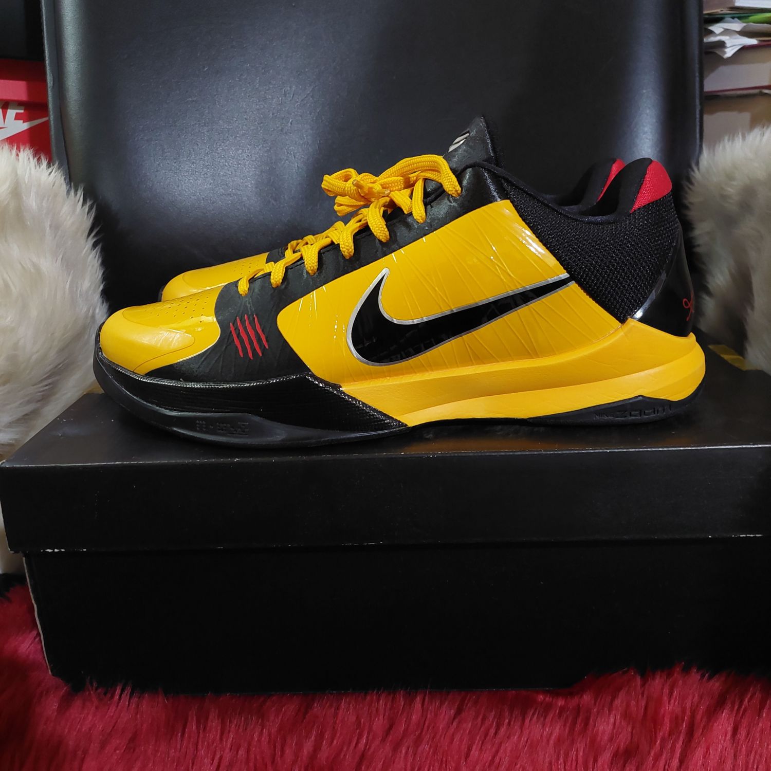 Kobe 5 Black And Yellow