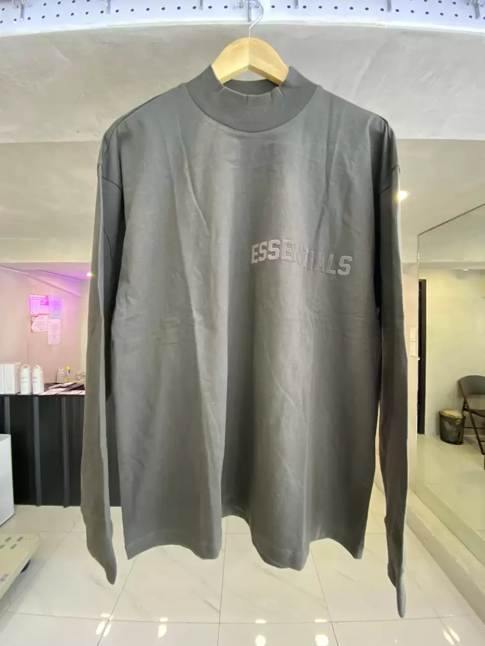 Fear Of God Essential Ss22 Off Black LongSleeve | AfterMarket