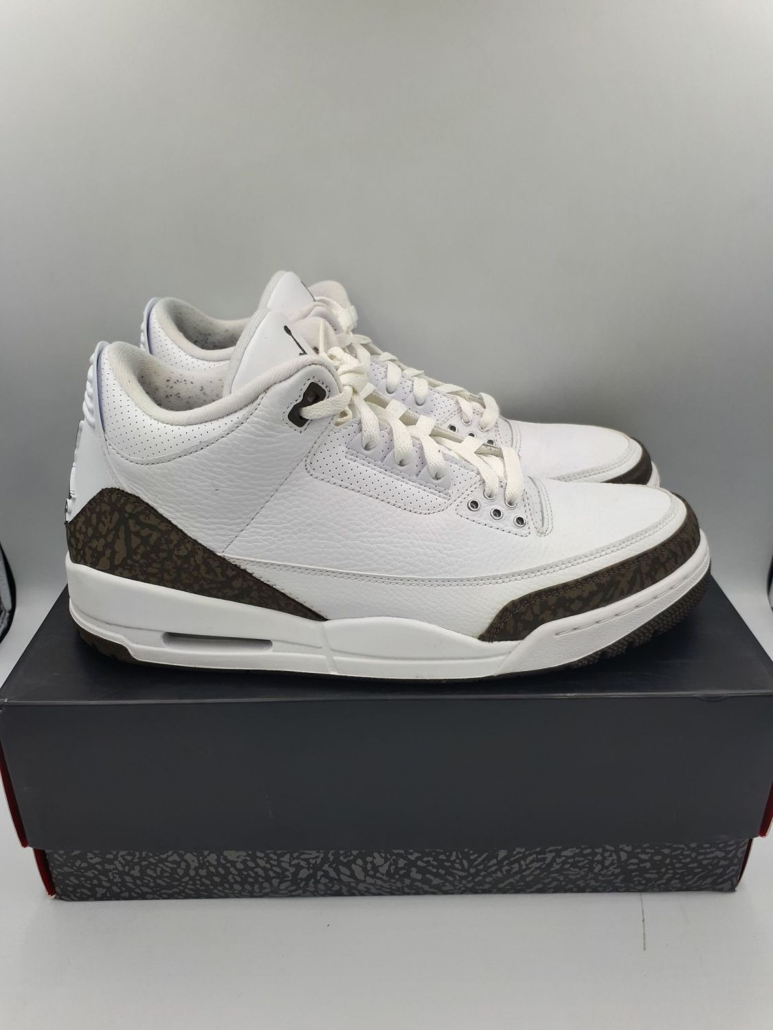 Jordan 3 Retro Mocha (2018) | AfterMarket