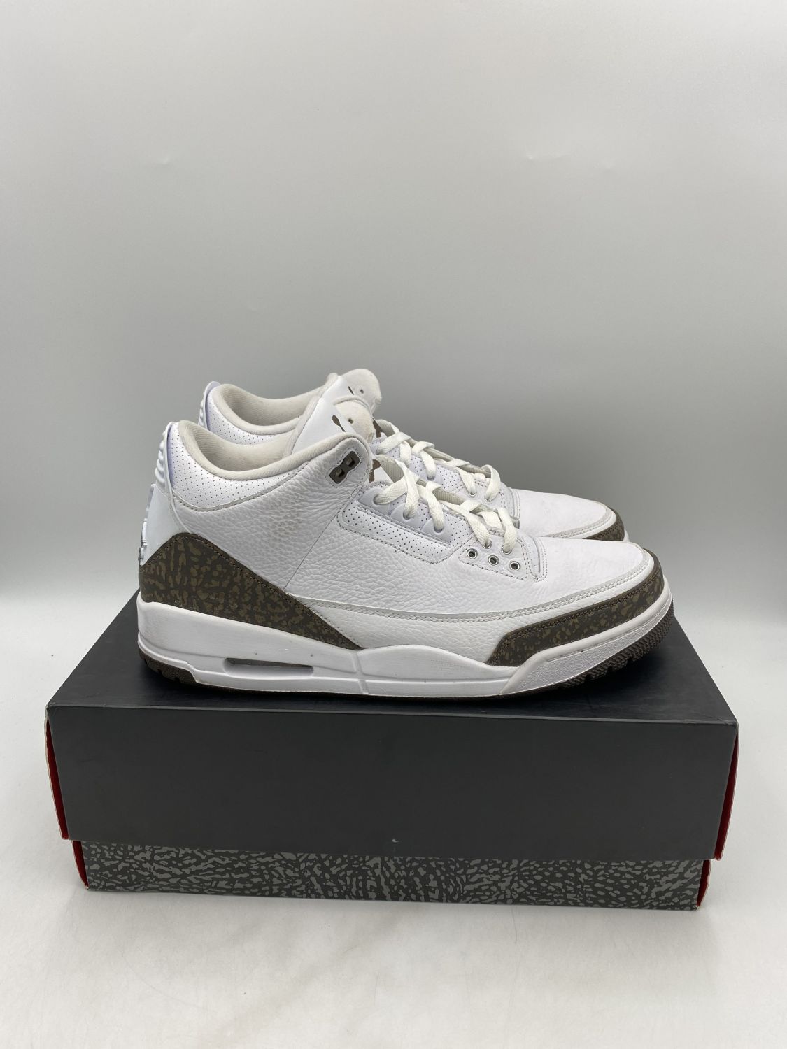 Jordan 3 Retro Mocha (2018) | AfterMarket